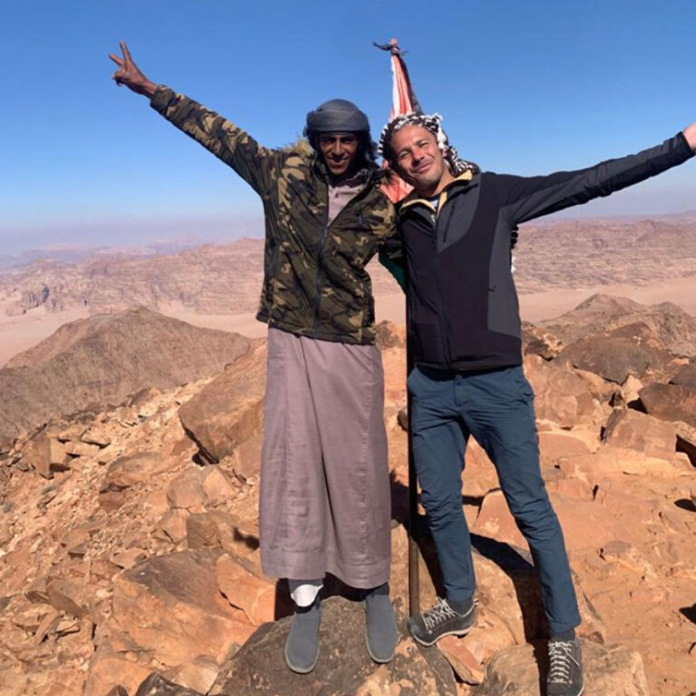 wadirumwanderlust.com - Jeep tour with Um Ad Dami (2 days 2 nights)